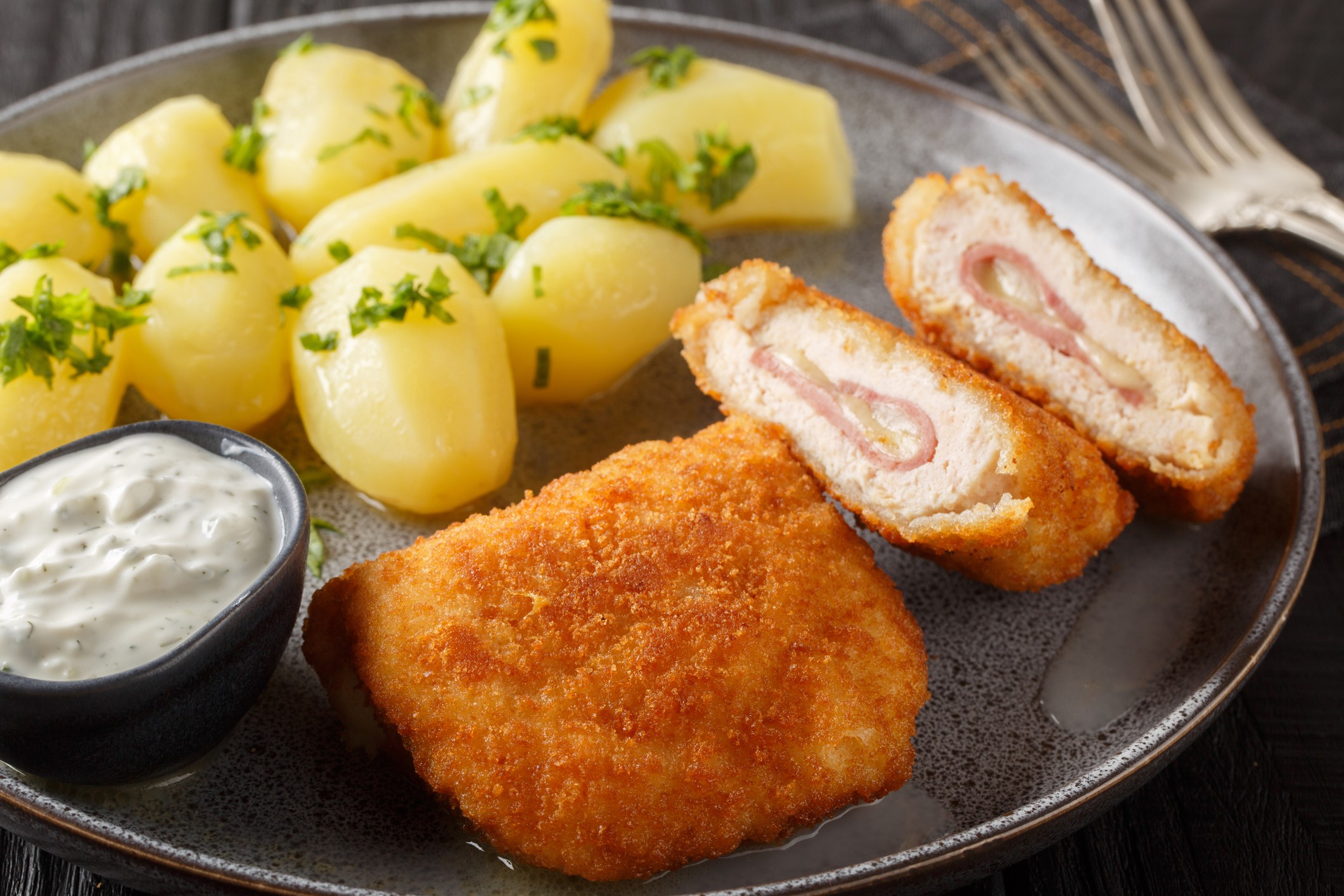 Cordon bleu - rețeta originală | TeMănânc.ro