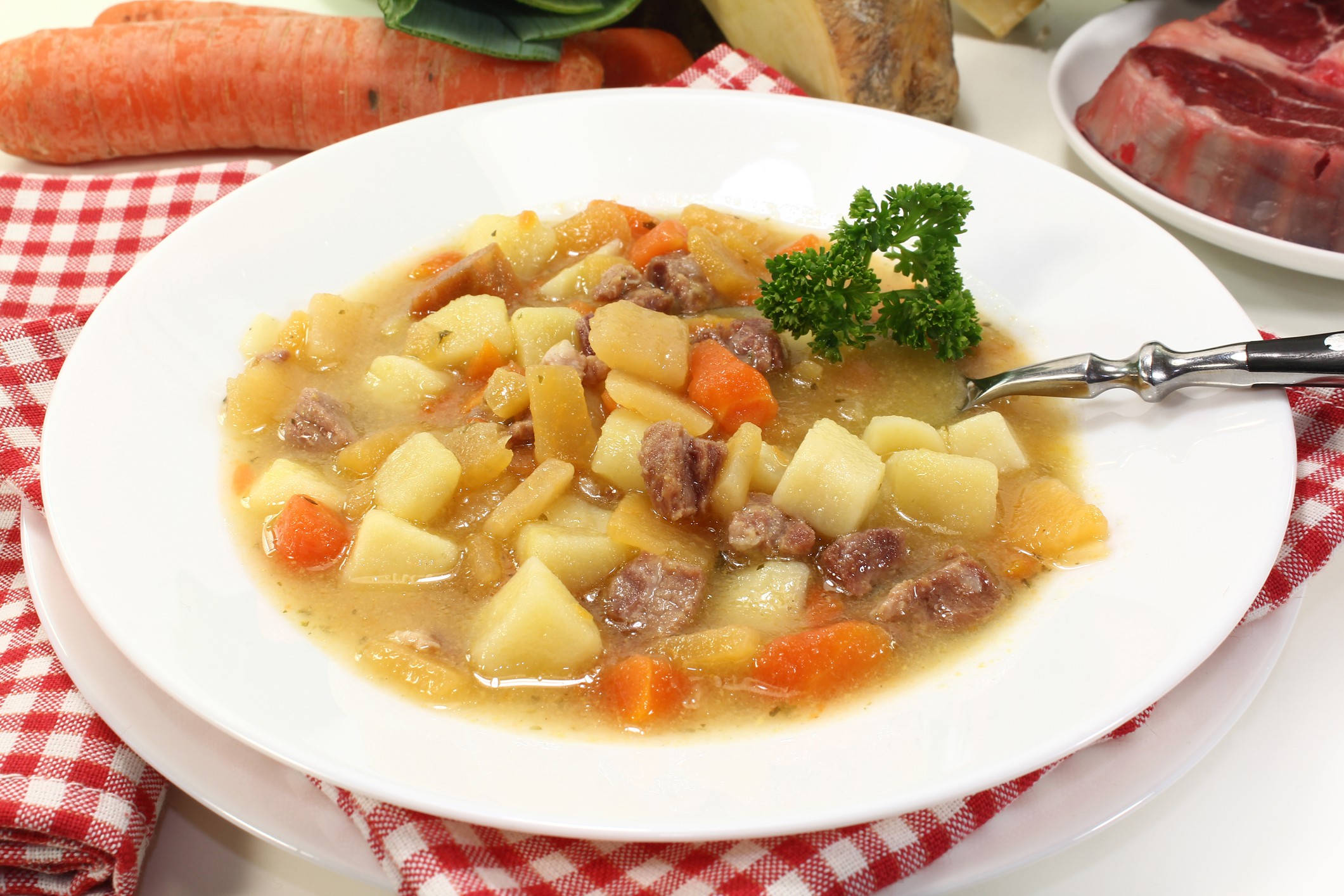 Mâncare de napi cu carne | TeMănânc.ro